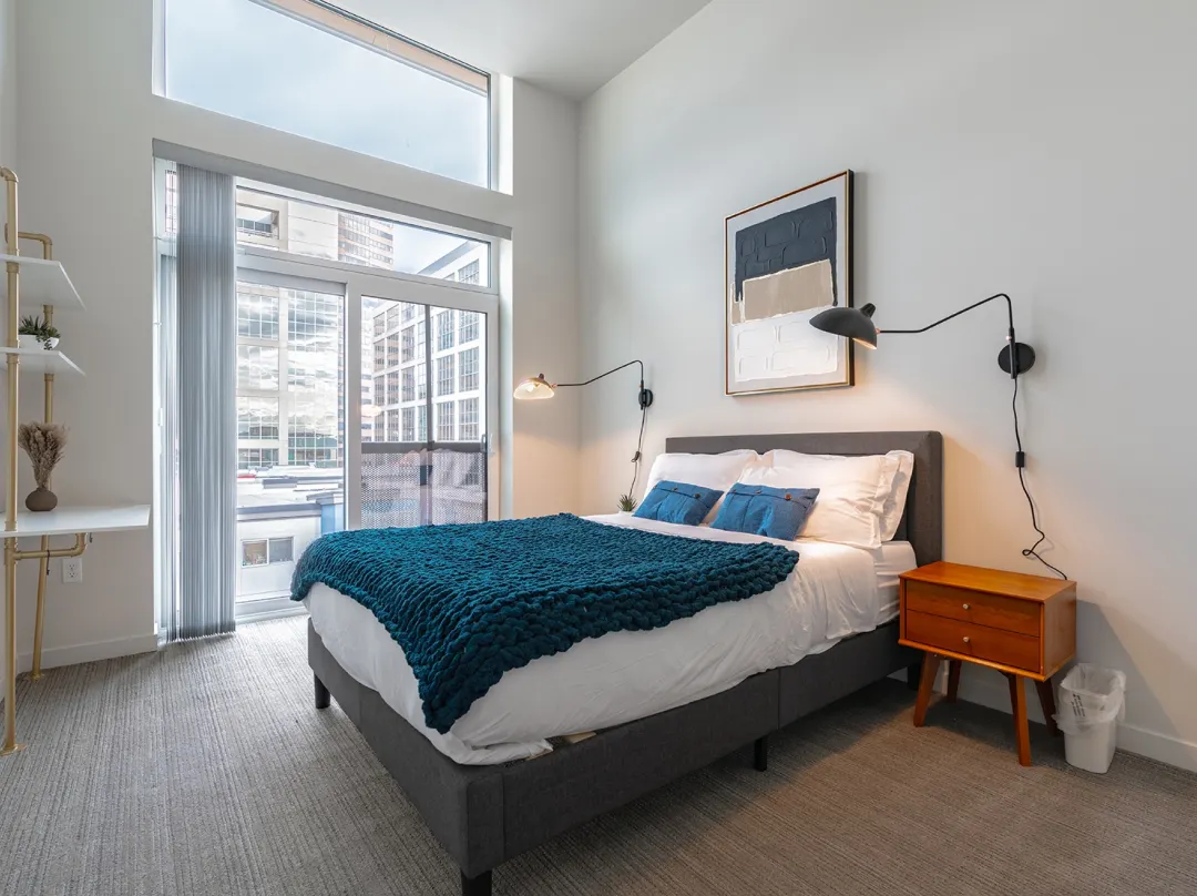 1br + Den | Gym, Rooftop  | Bellevue | Sophari C - Issaquah, WA