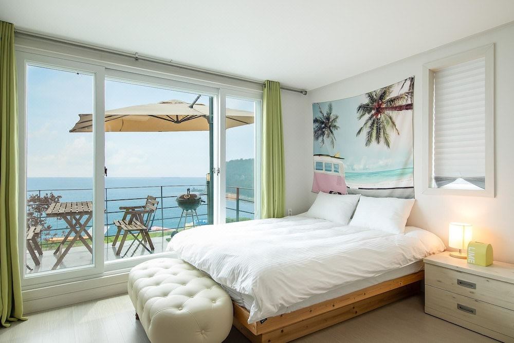Namhae Sea And View Pool Villa Pension - 