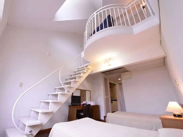 Petit Hotel Key West Club - Okinawa