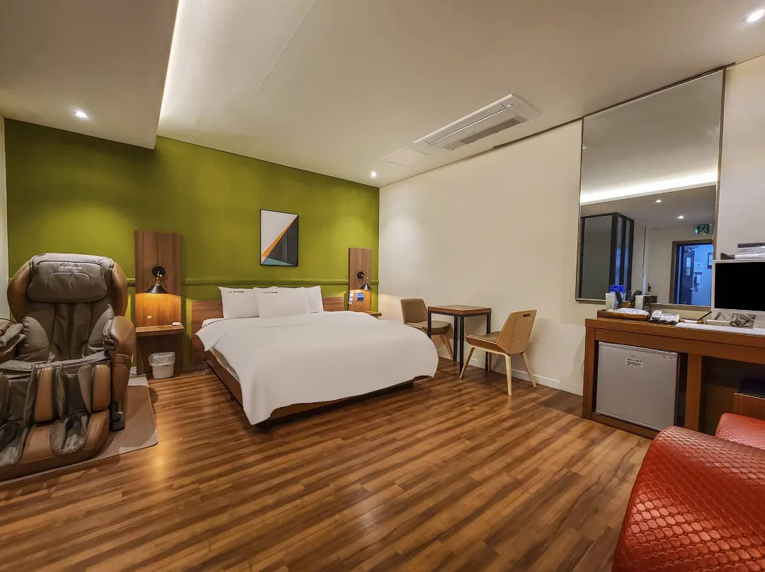 Daejeon Sintanjin Naru Motel - Daejeon