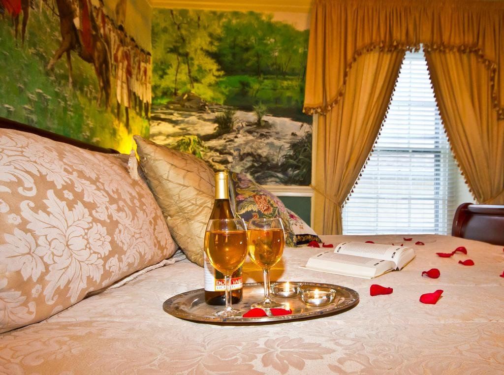 Elk Forge Bed And Breakfast - Newark, DE