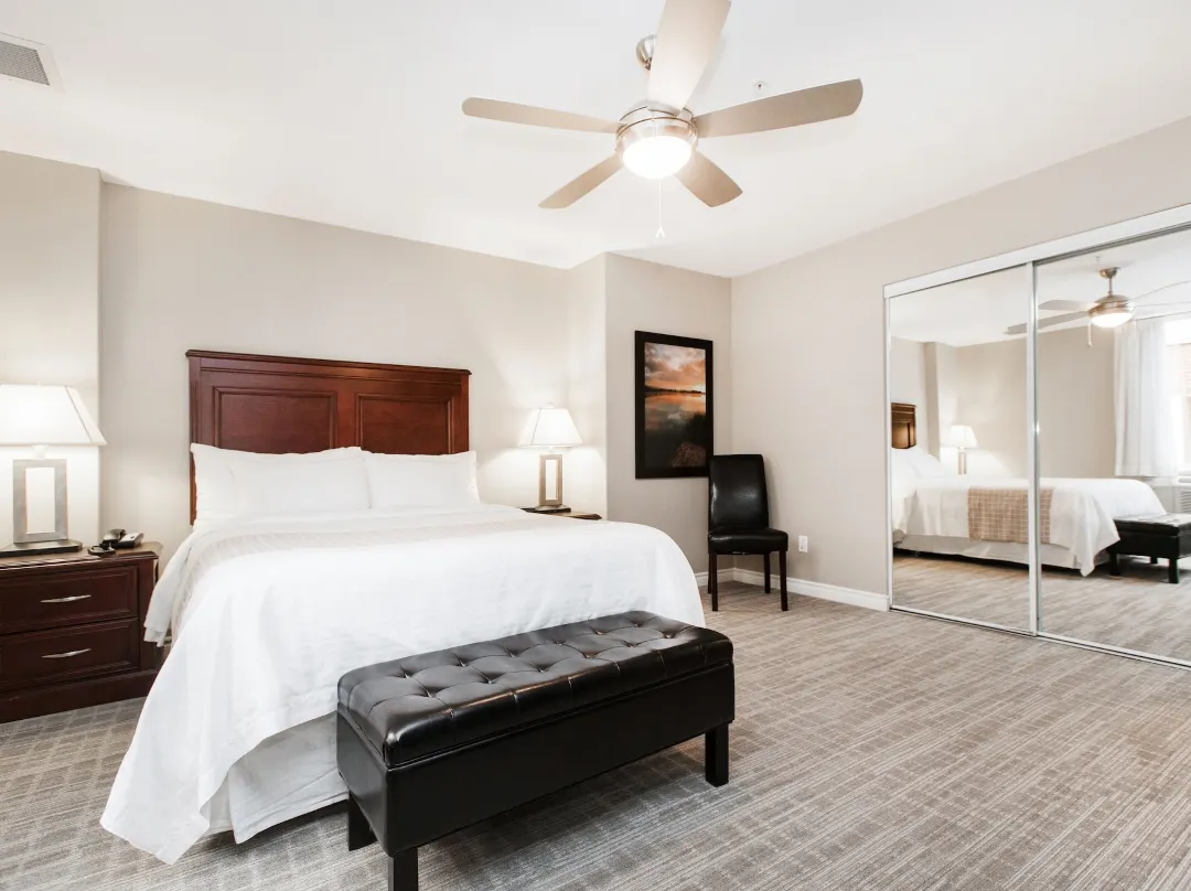 Canterra Suites Hotel - Edmonton