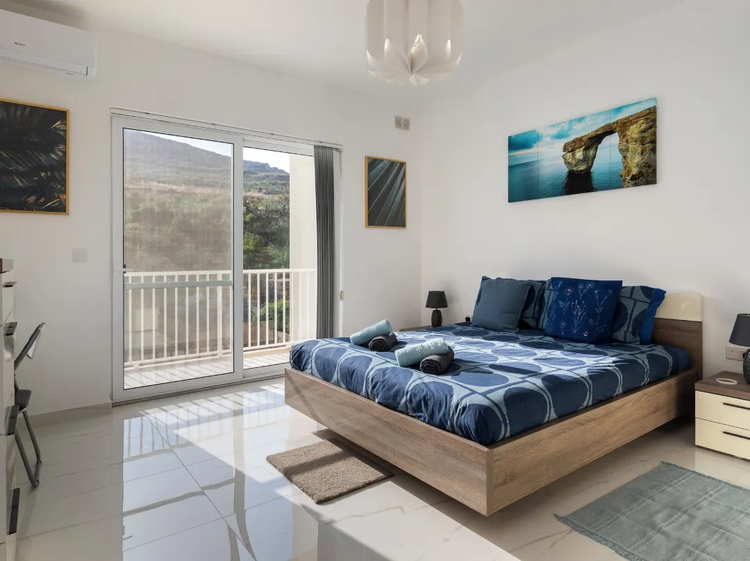3br Country Retreat With Large Terrace - Malta