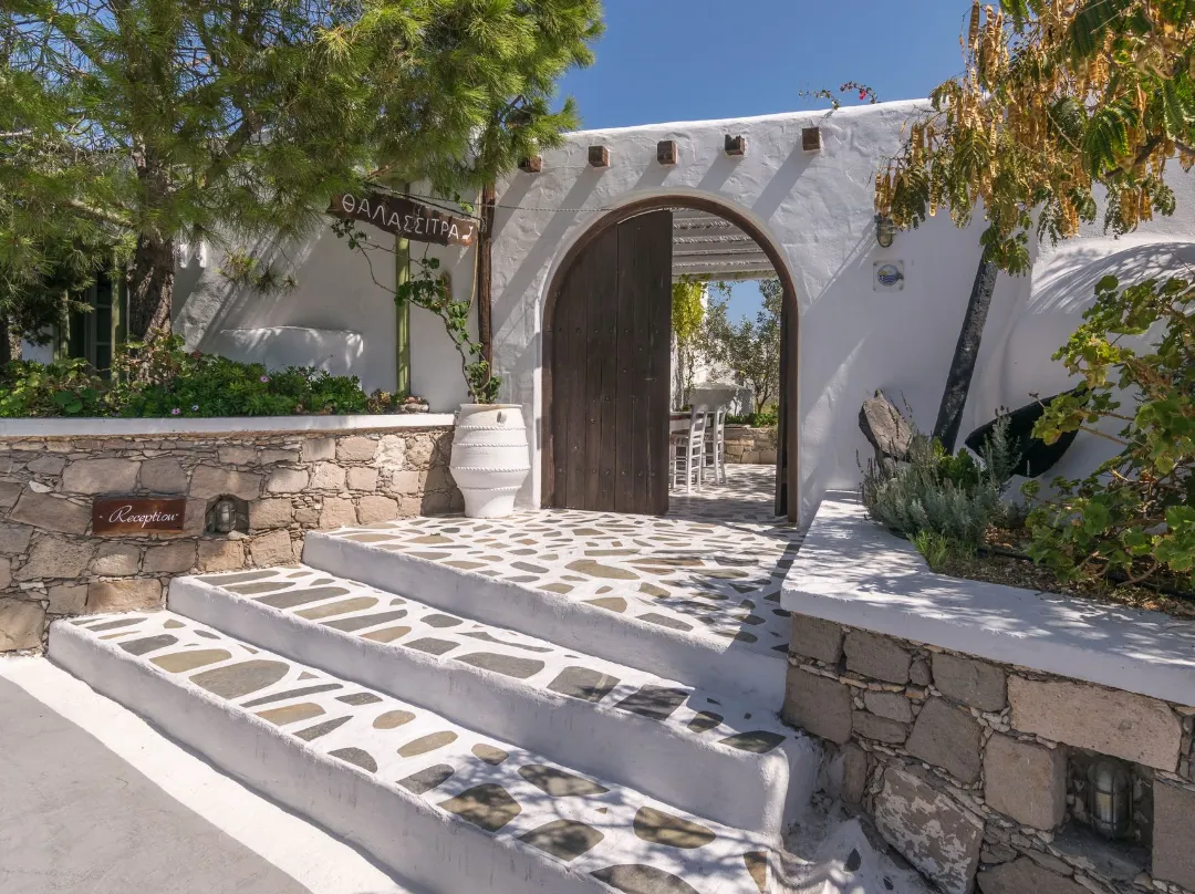 Thalassitra - Milos