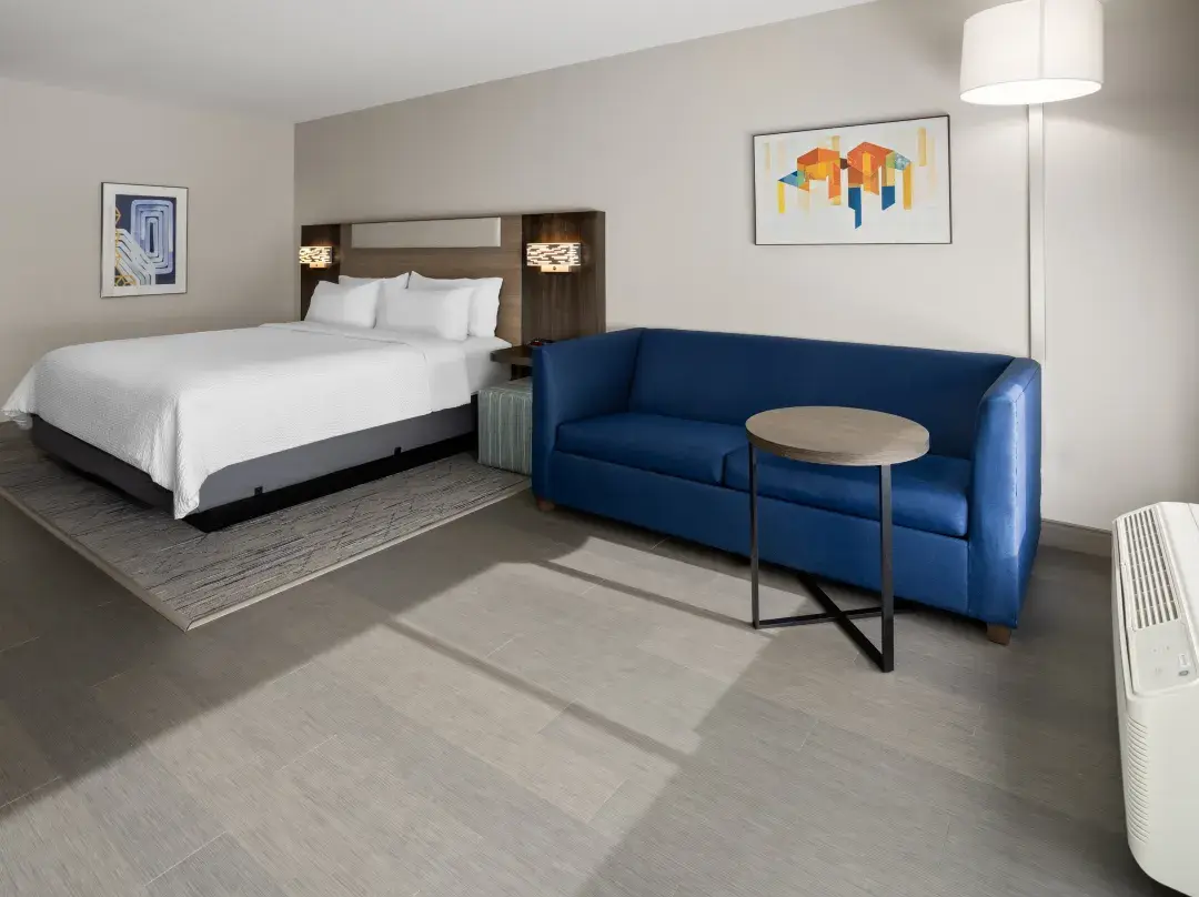 Holiday Inn Express & Suites Waynesboro East - Waynesboro, VA