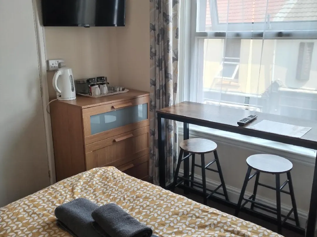 Elm Tree Guest House - Weston-super-Mare