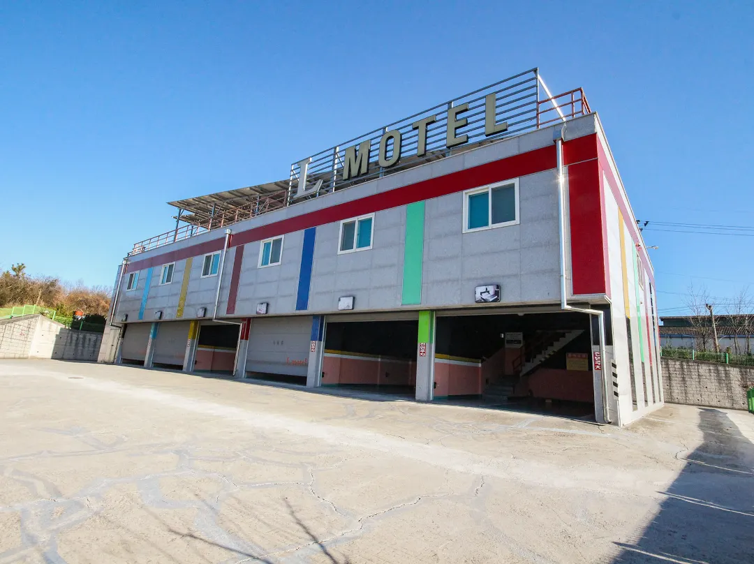 Sacheon L Self Check-in Motel - 사천시