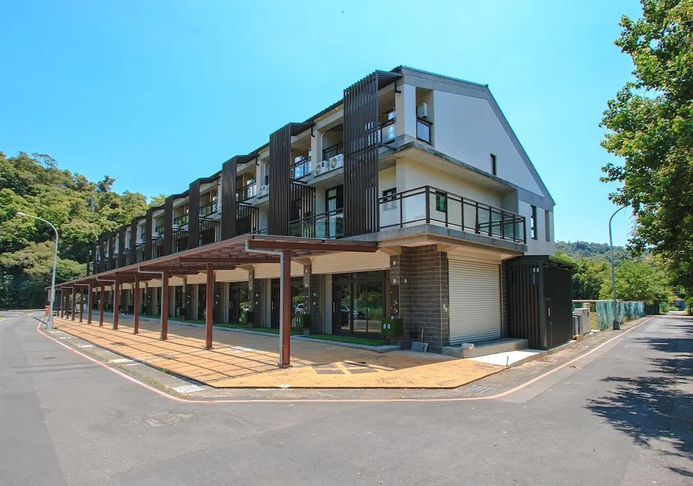 Longtan Lake Inn - Taipei