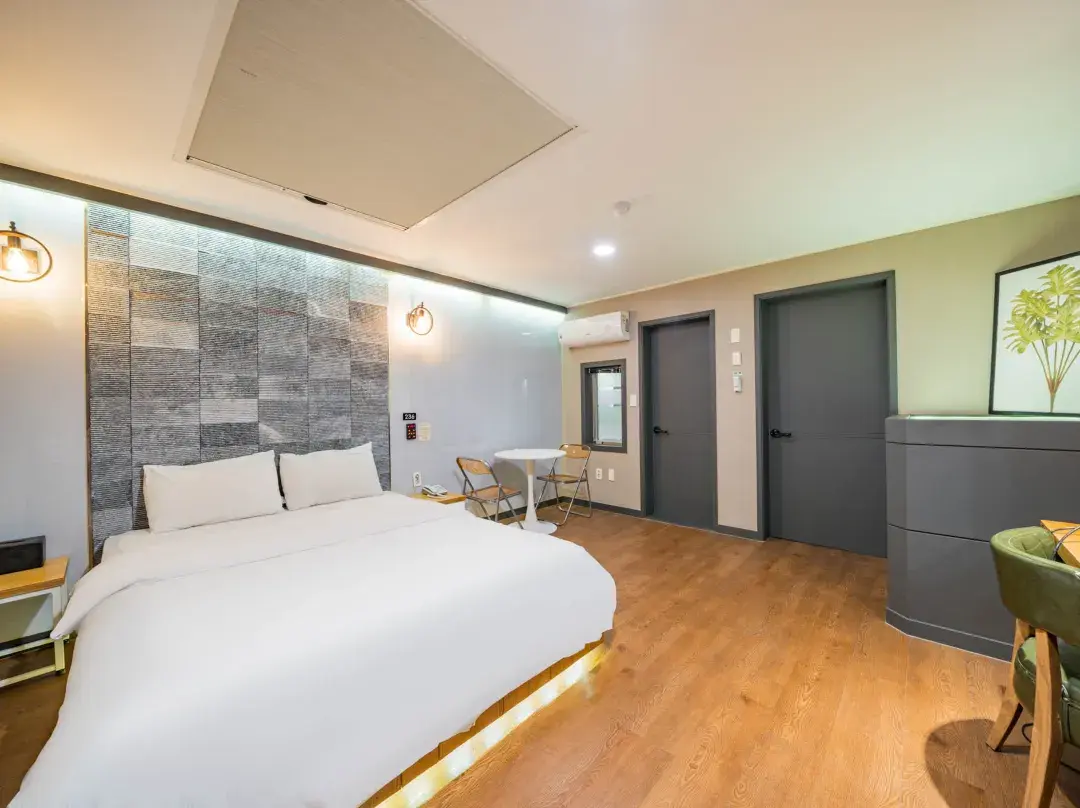 Gyeongsan Top Motel - 