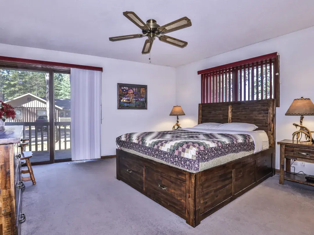 Scenic Lakeside Retreat - Wildlife Viewing, Fishing, Skiing - St. Germain, WI