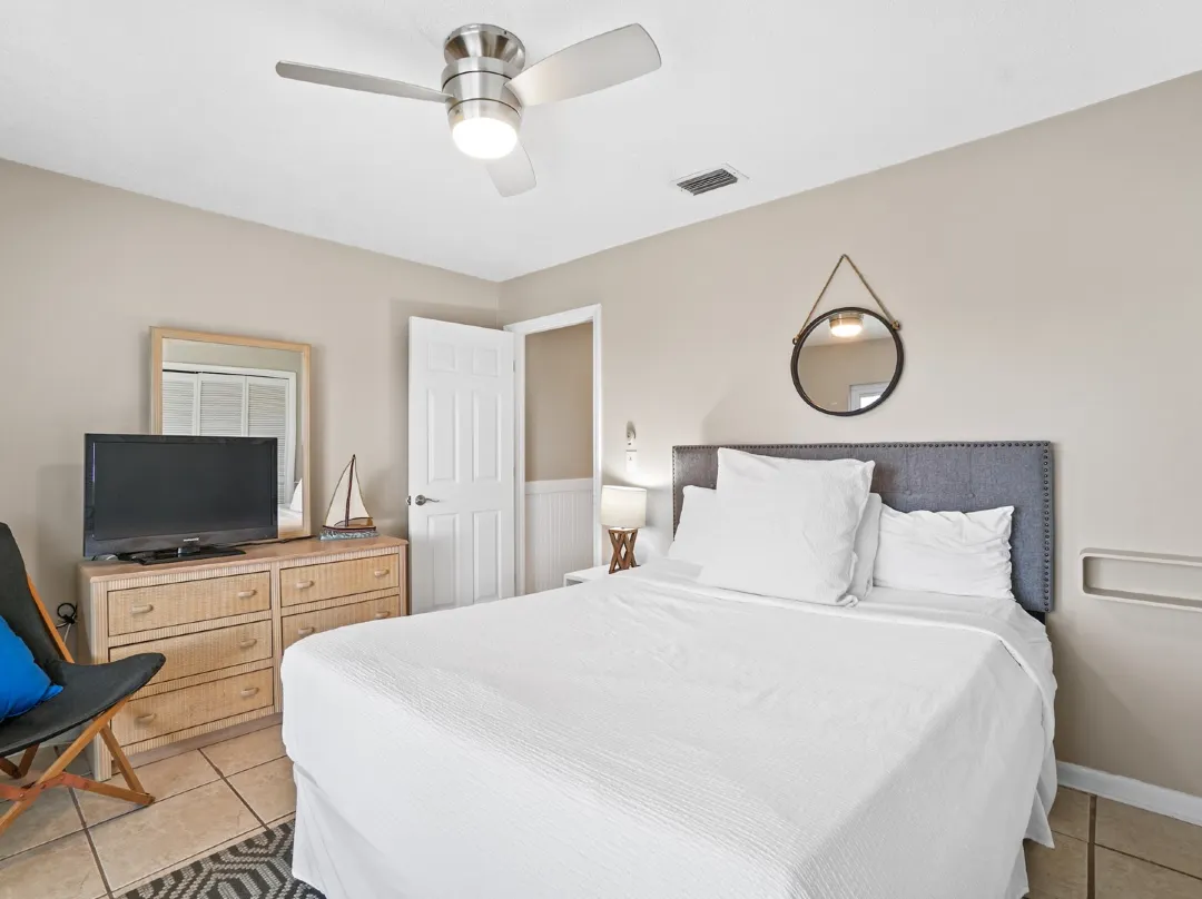 Southwind H13 - Laguna Beach, FL