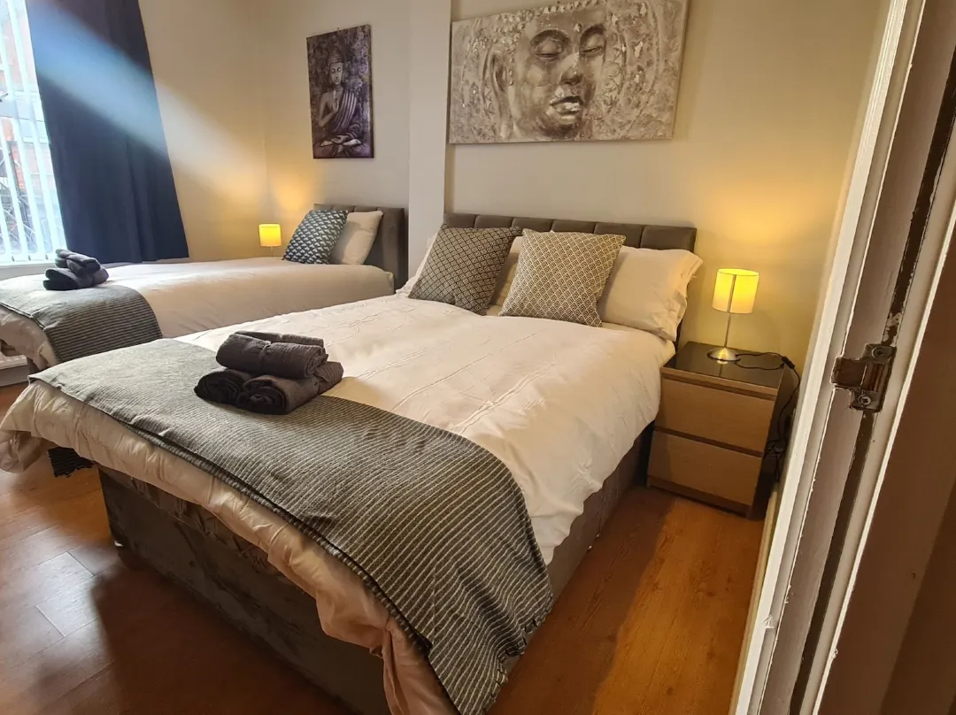 Waterworks En Suite Rooms With Private Living Room - Northern Ireland