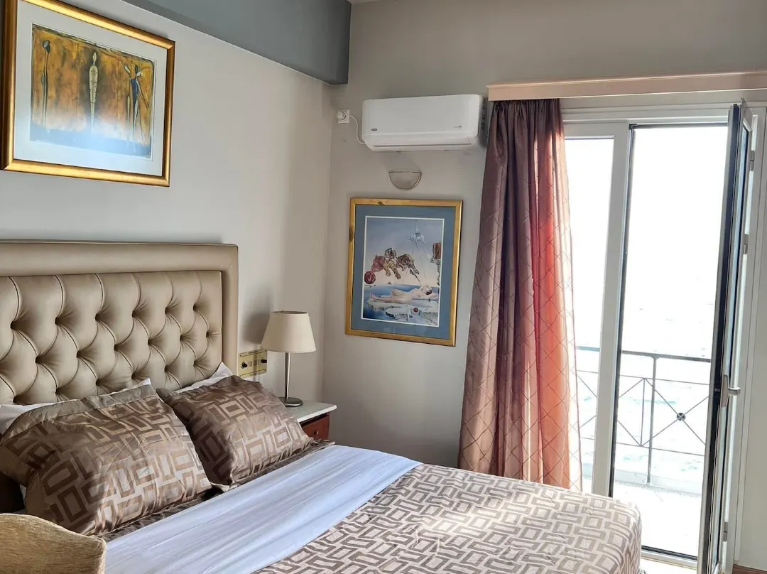 Queens Leriotis Hotel - Пирей