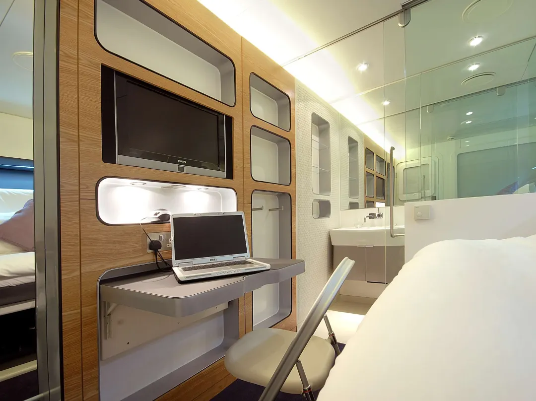 Yotelair London Gatwick Airport - Crawley