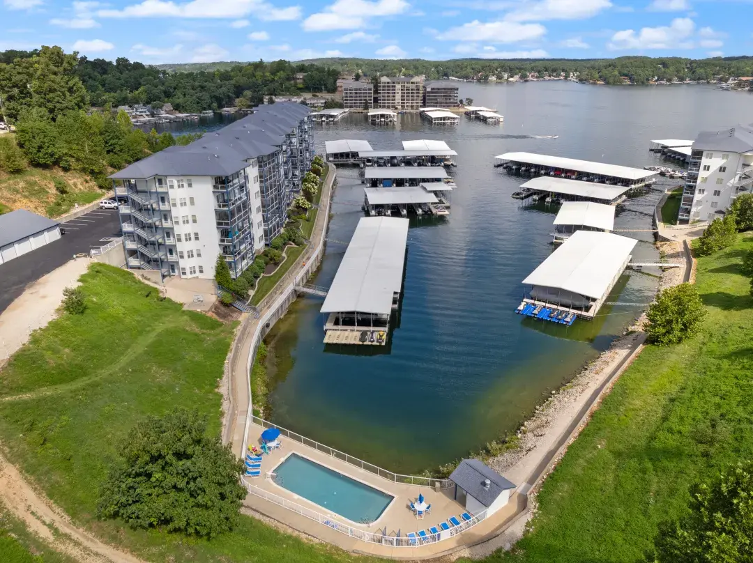 Picturesque Lake Views And Pool Access - Serene Waterfront Haven - Lake Ozark, MO