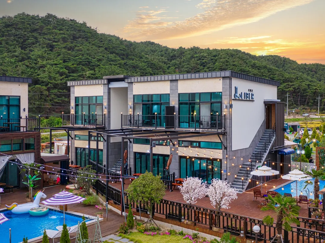 Gyeongju Liber Poolvilla - Gyeongju-si
