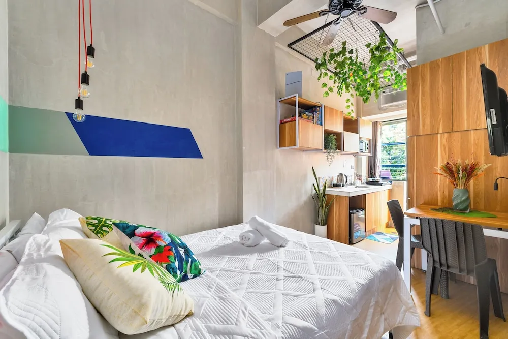 Redenza Suites - Manille
