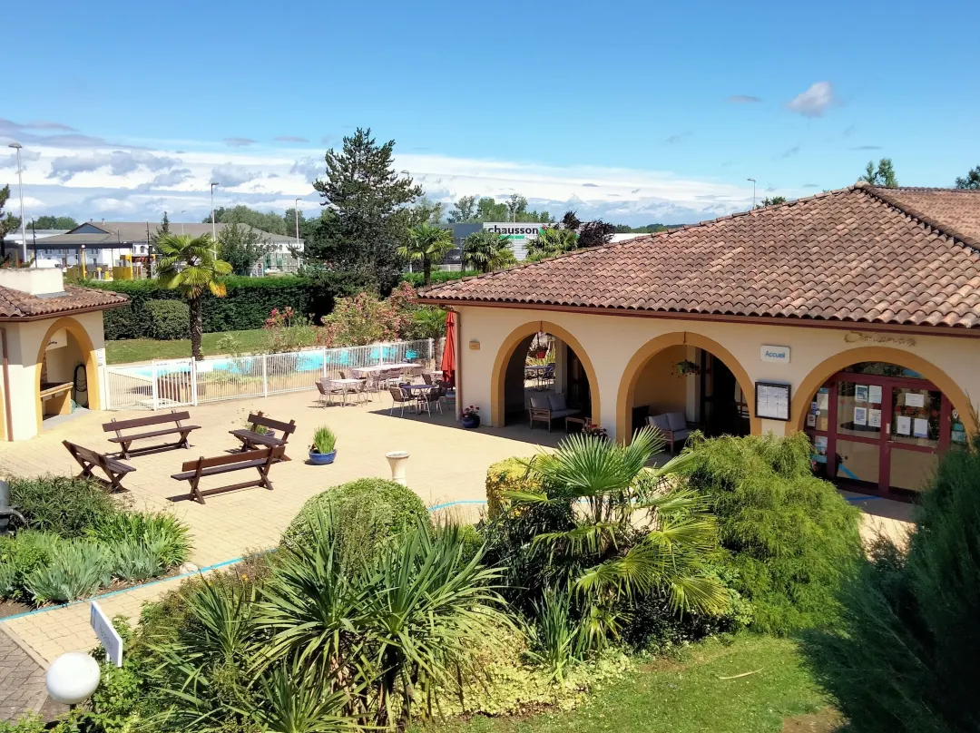 Logis Hôtel Solenca - Gers