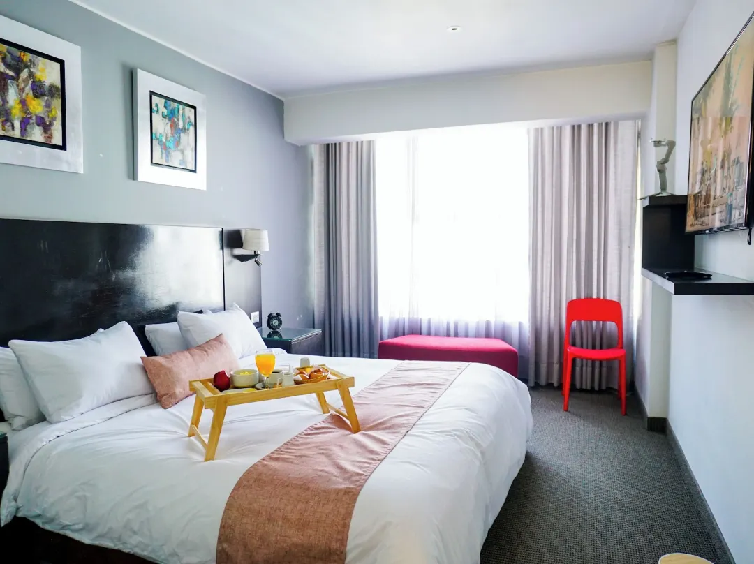 Apart Hotel Petit Palace Suites - Lima