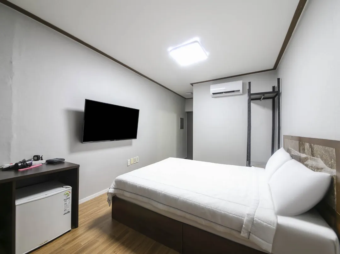 Yousung Hotel - Jeju-si