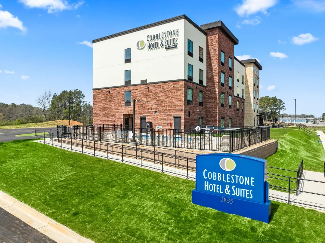 Cobblestone Hotel & Suites - Cullman - Cullman, AL