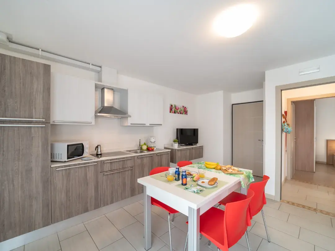 Elegante Residenza Monica Due Camere Da Letto C6 6 Posti Letto - Lignano Sabbiadoro