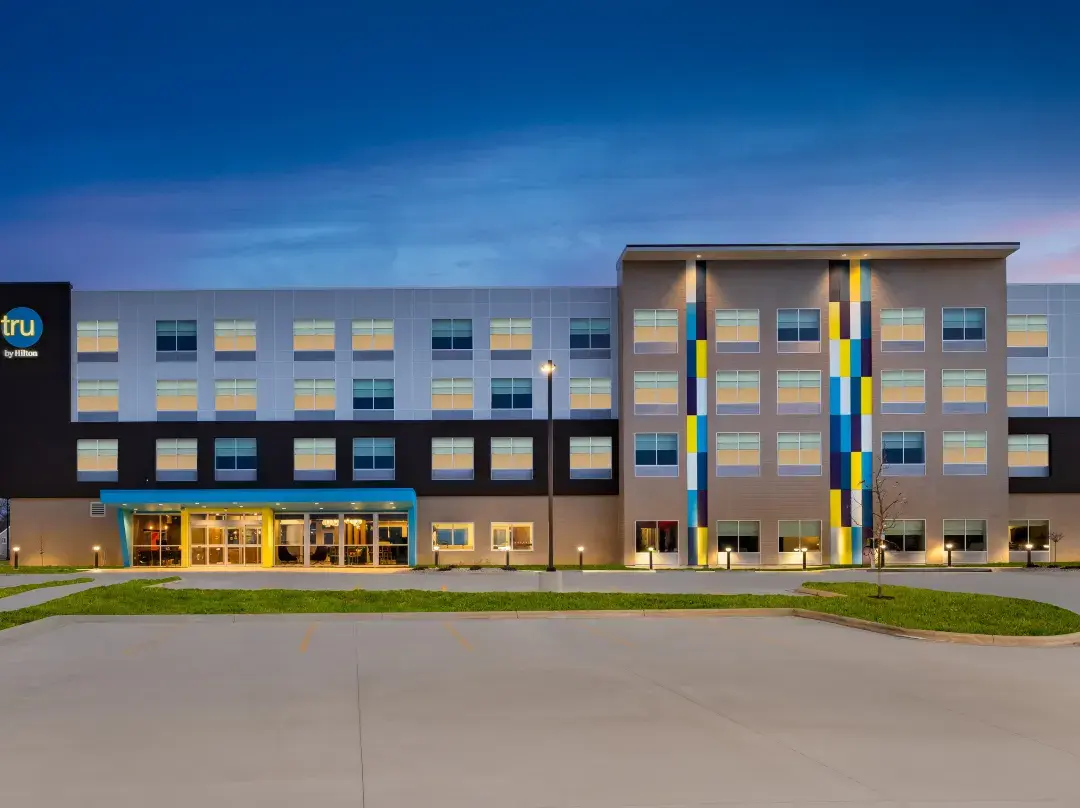 Tru By Hilton Oshkosh - Oshkosh, WI