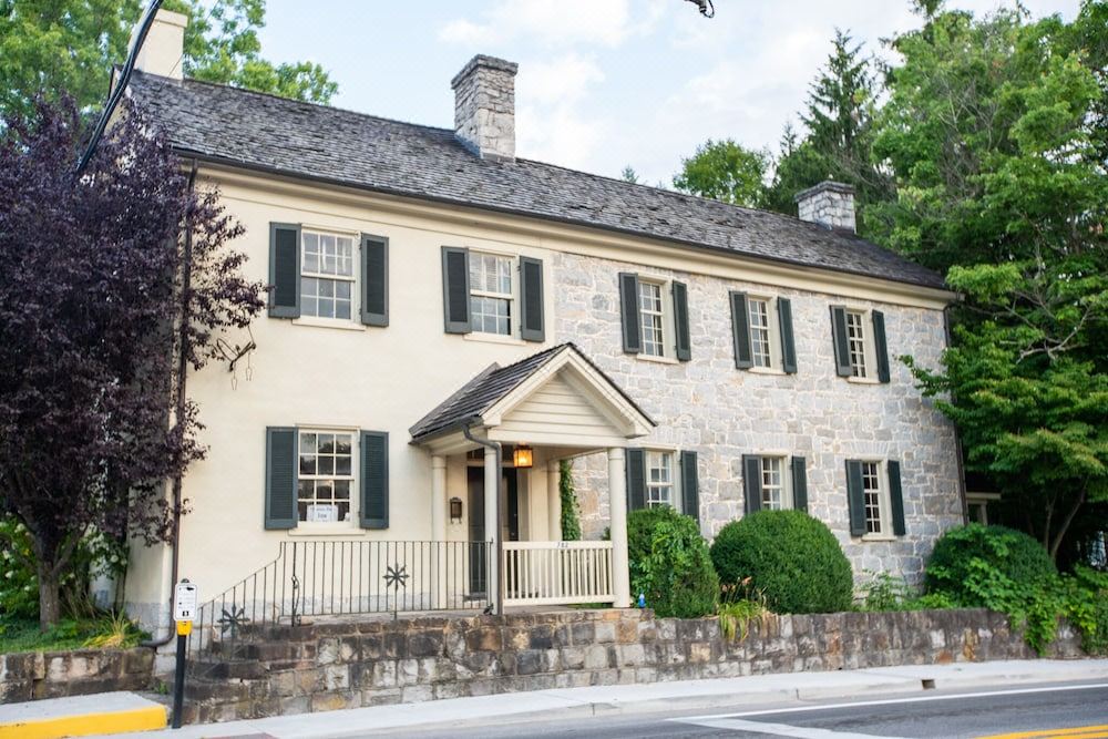 Thomas Rose Inn - West Virginia