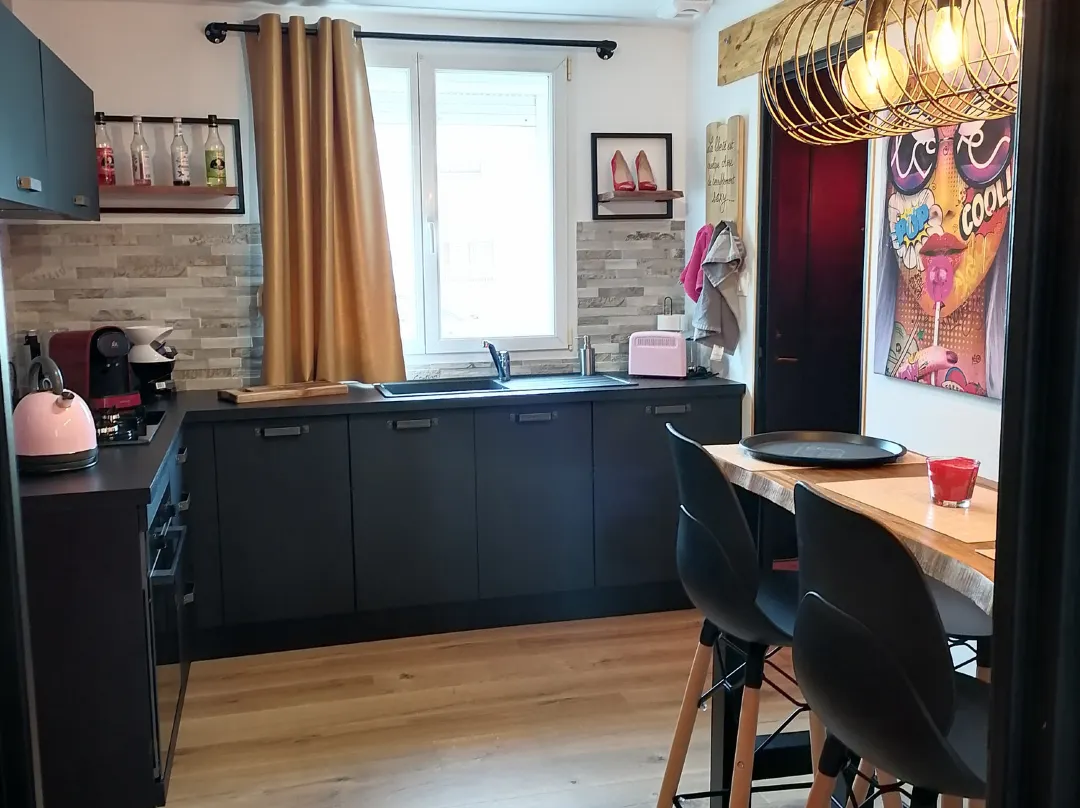 Maison Déco Pop Et Chaleureuse Avec Spa, Sauna - Calais