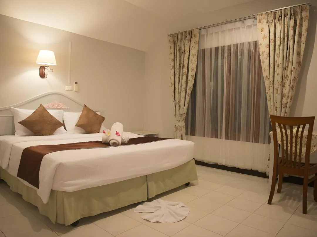 Cleanwave Resort Chumphon - Pathio District