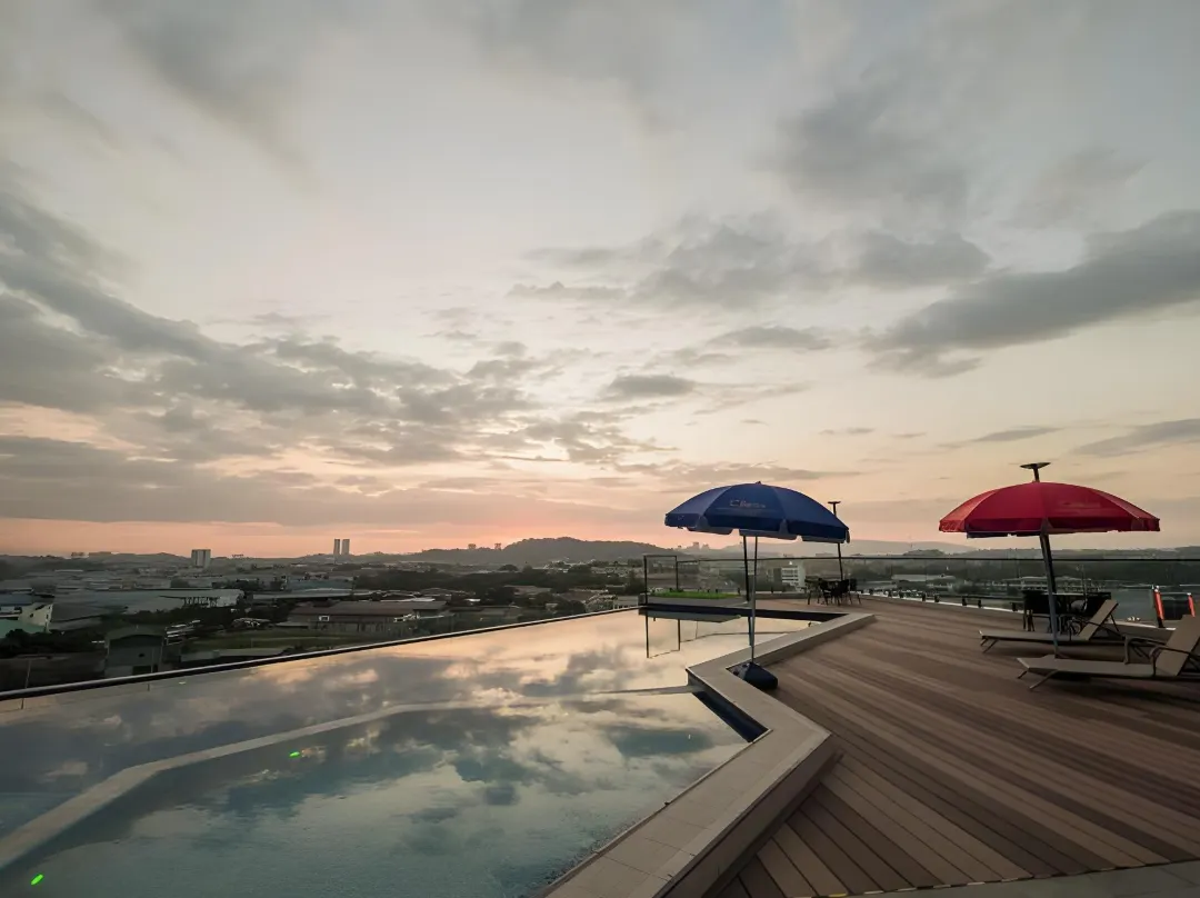 Grand Inhotel Kota Kinabalu - Kota Kinabalu