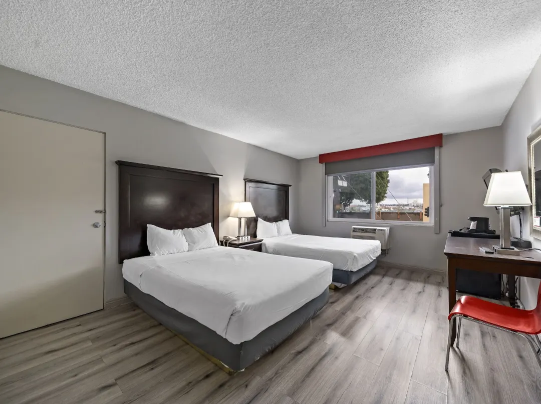 Royal Pagoda Motel Dodger Stadium - 