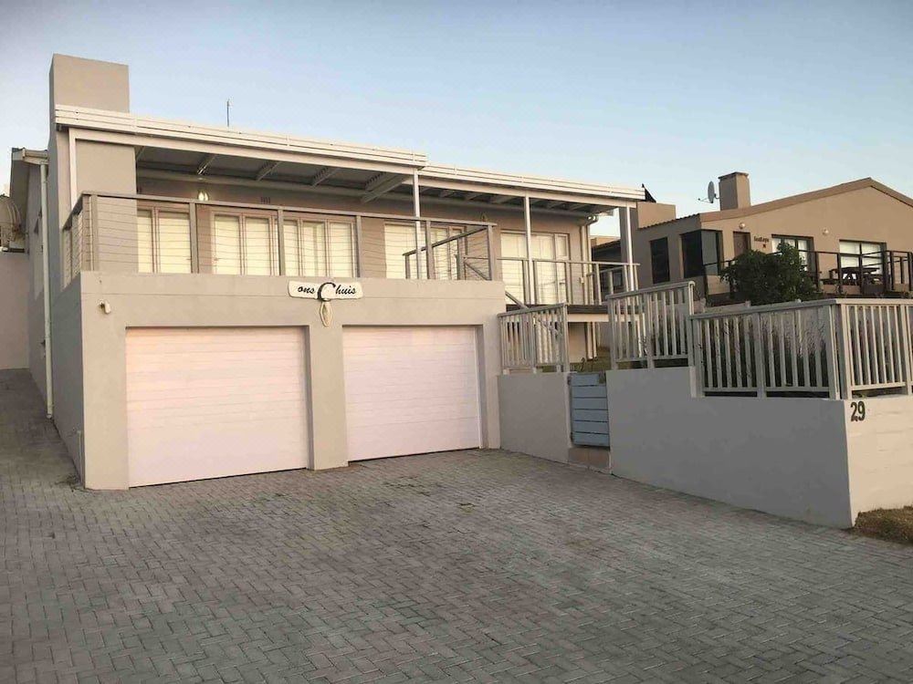 Ons C-huis - Gansbaai Seafront Accommodation, Back-up Power - Gansbaai