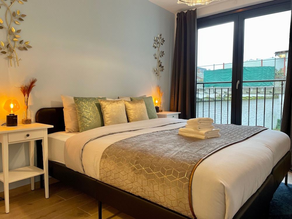 One Lux Stay Near Fashion District - Antwerp