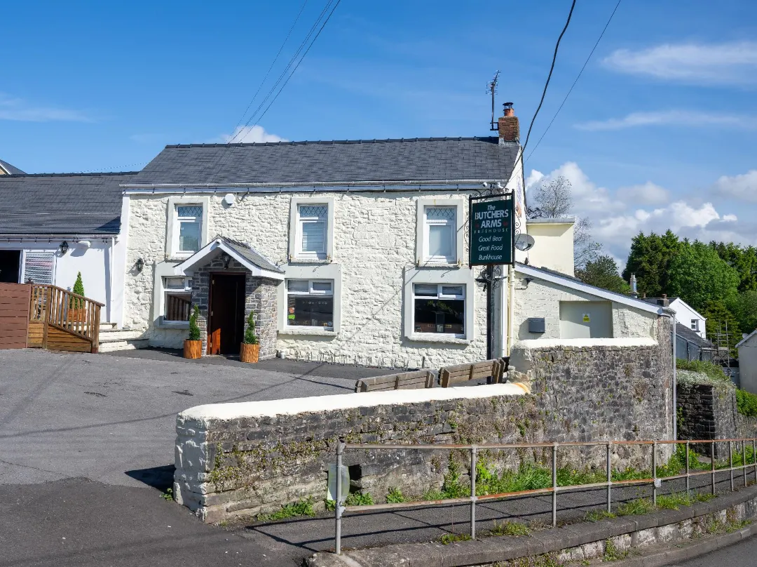 The Butchers Arms - Grill Pub And Accommodation - South Wales