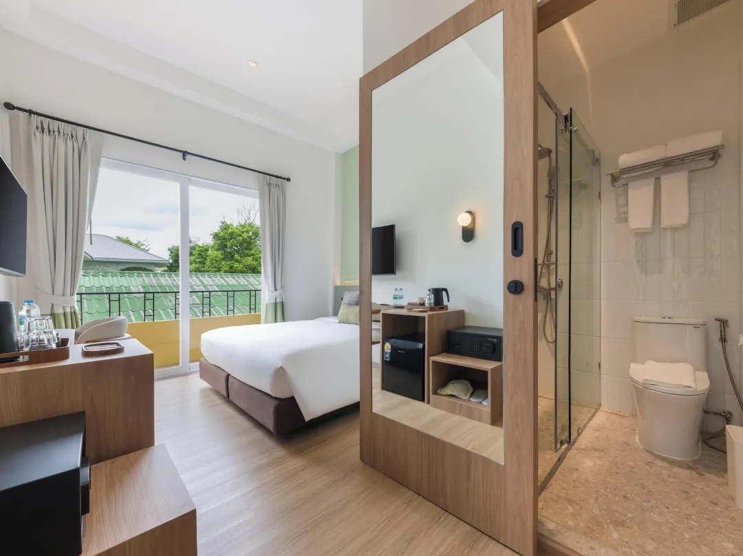 Upstairs At Ton Ton - Bangkok