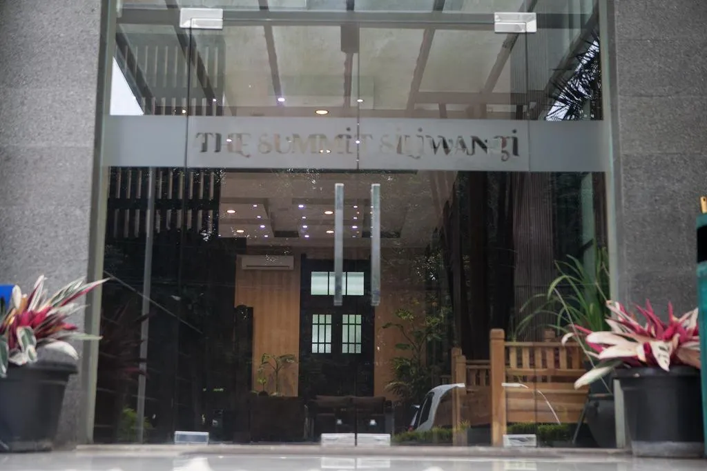 The Summit Siliwangi Hotel - Bandung