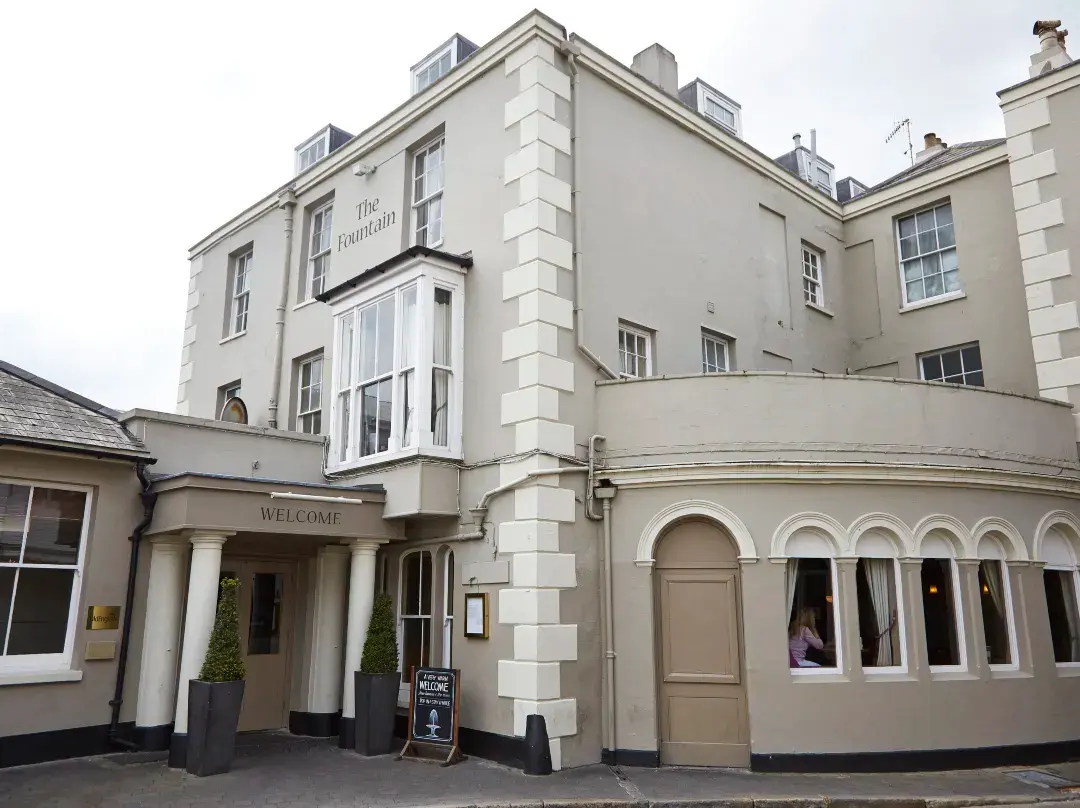 Fountain Inn By Greene King Inns - Isle of Wight