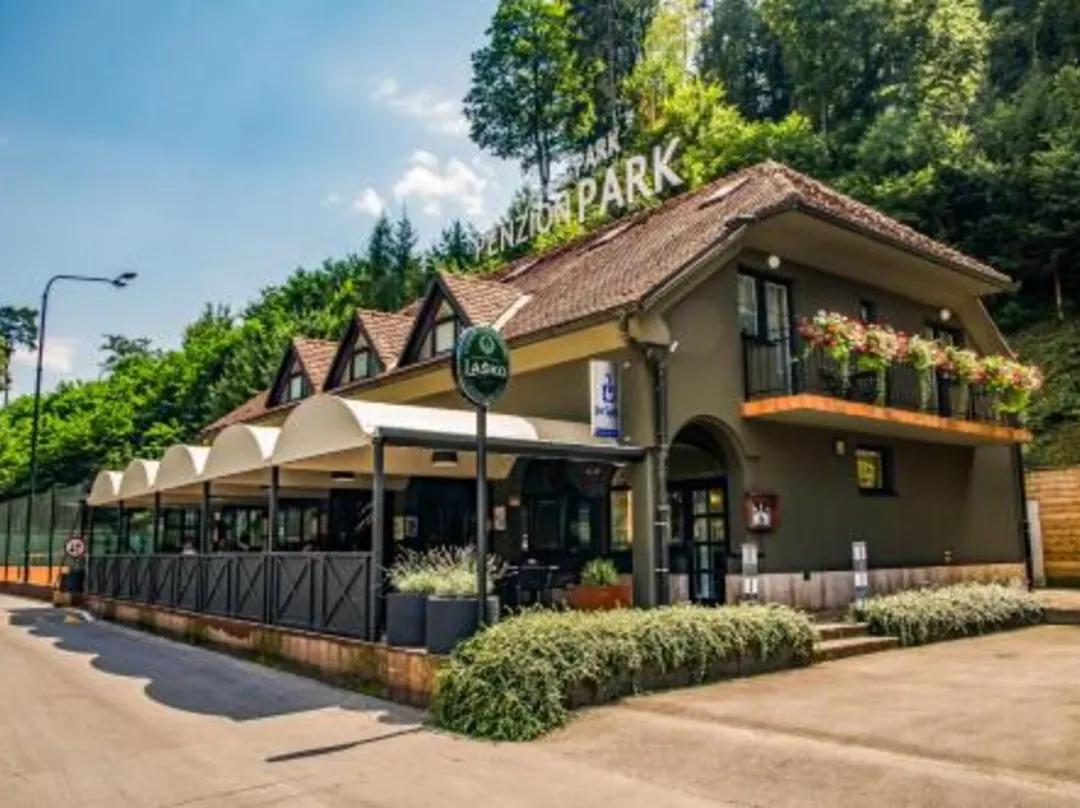 Penzion Park - Slovénie