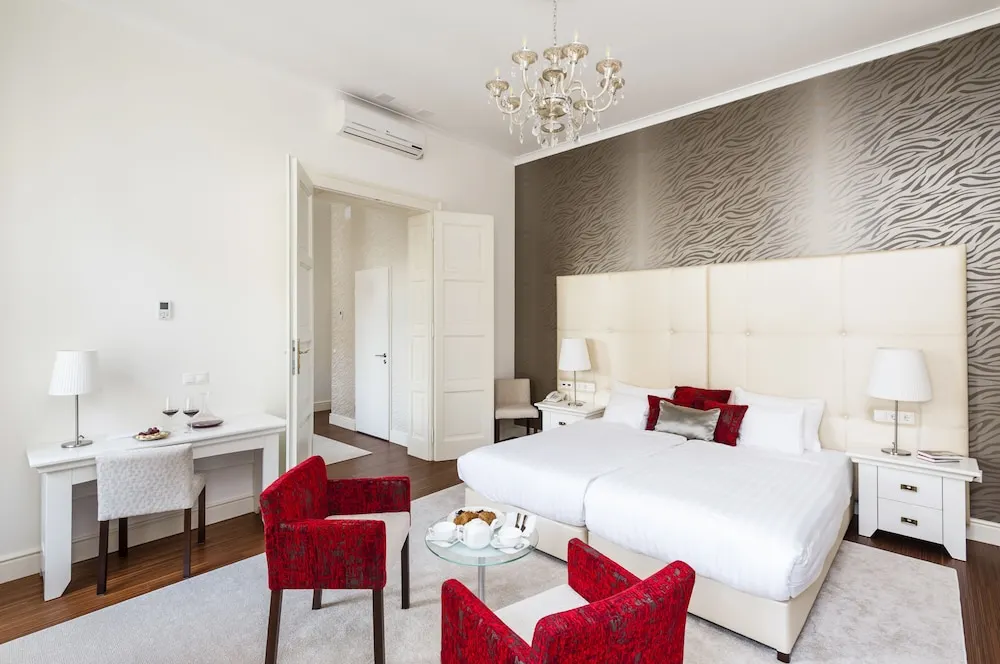 Adele Boutique Hotel - Pécs