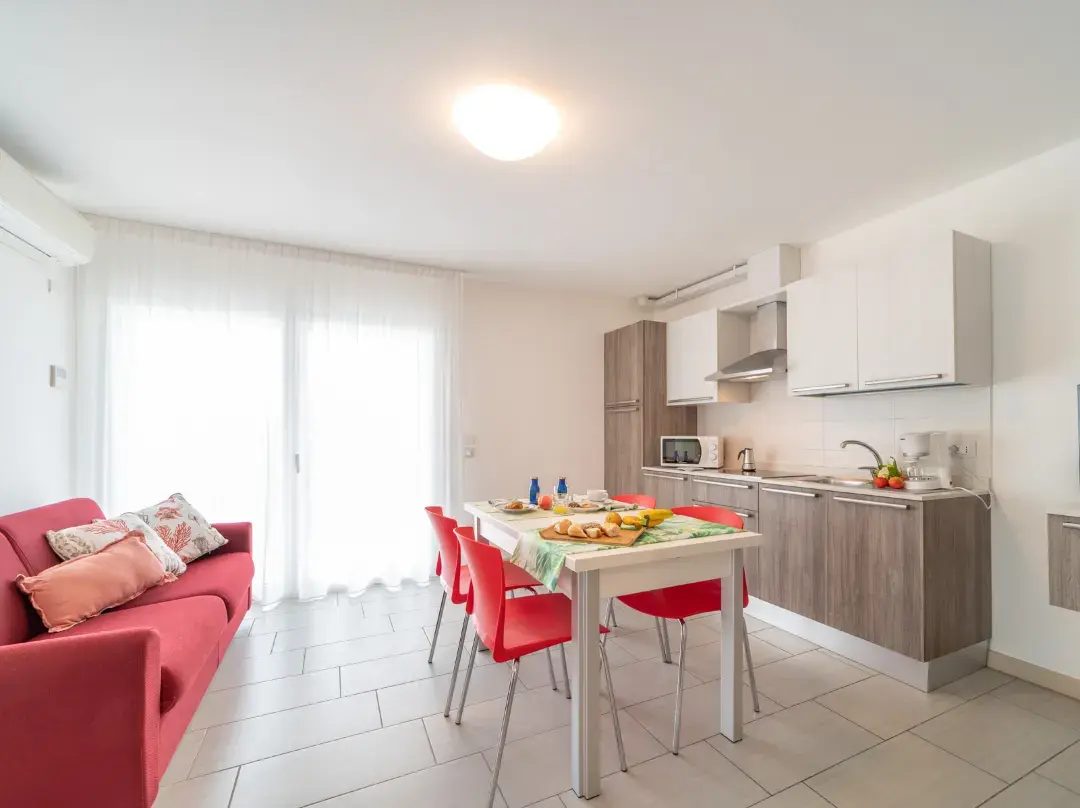 Elegante Residenza Monica Due Camere Da Letto C6 6 Posti Letto - Lignano Sabbiadoro