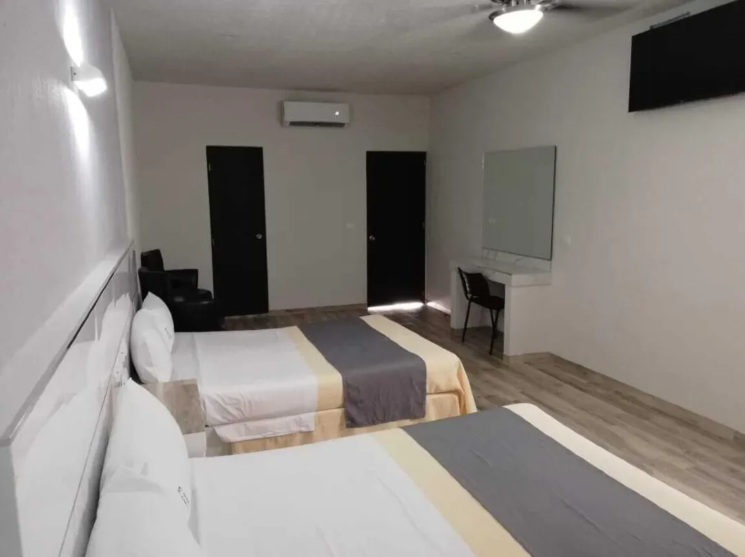 Hotel Gallo - Guadalajara