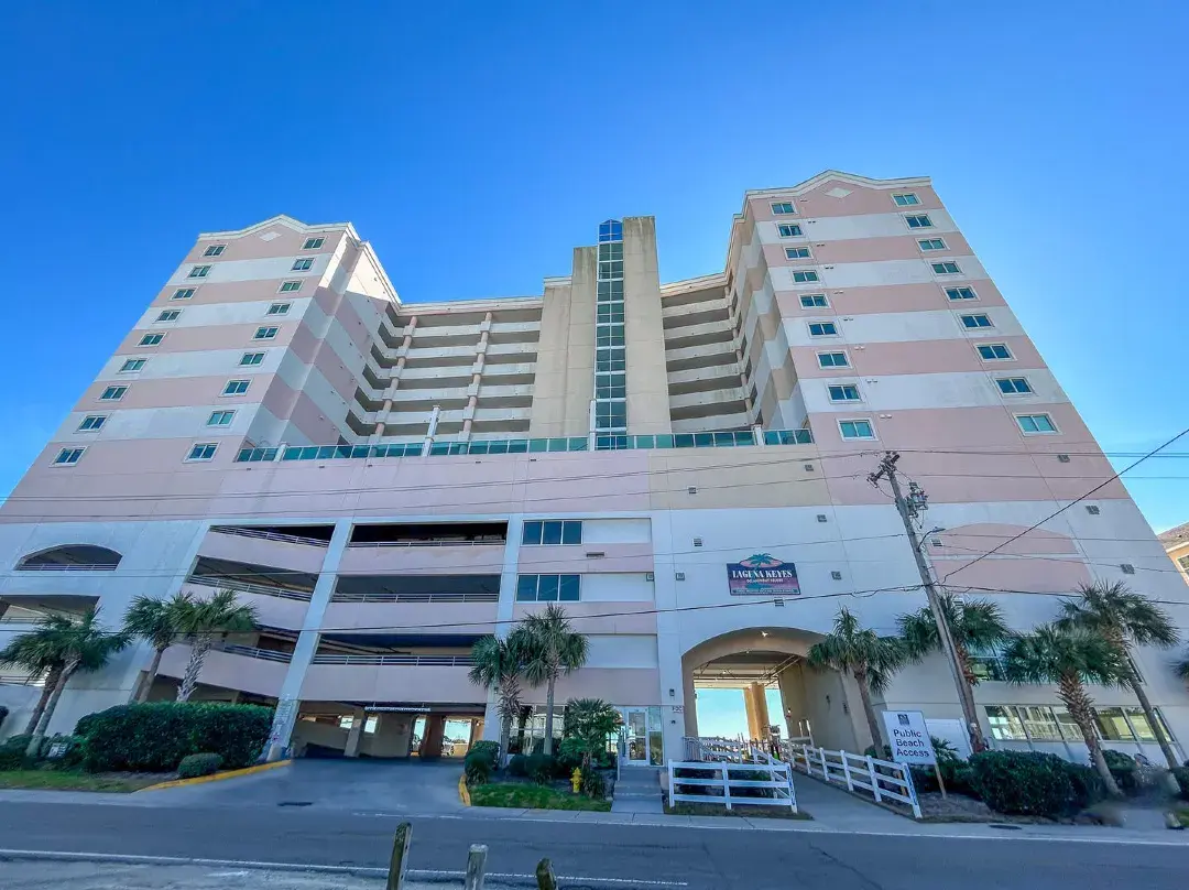 Stunning Ocean Views And Lazy River Access - Exquisite Coastal Haven - Sunset Beach, NC