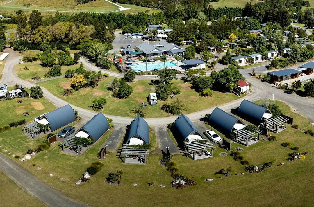 Hot Water Beach Top 10 Holiday Park - Bay of Plenty