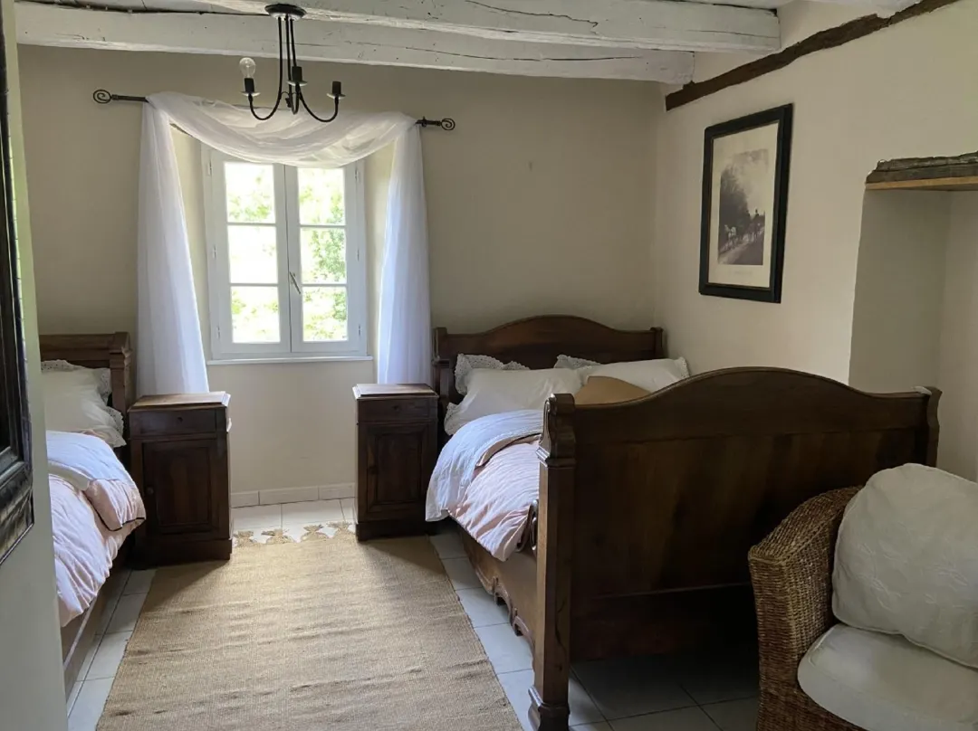 Charming 1930s Home In Altillac - Correze
