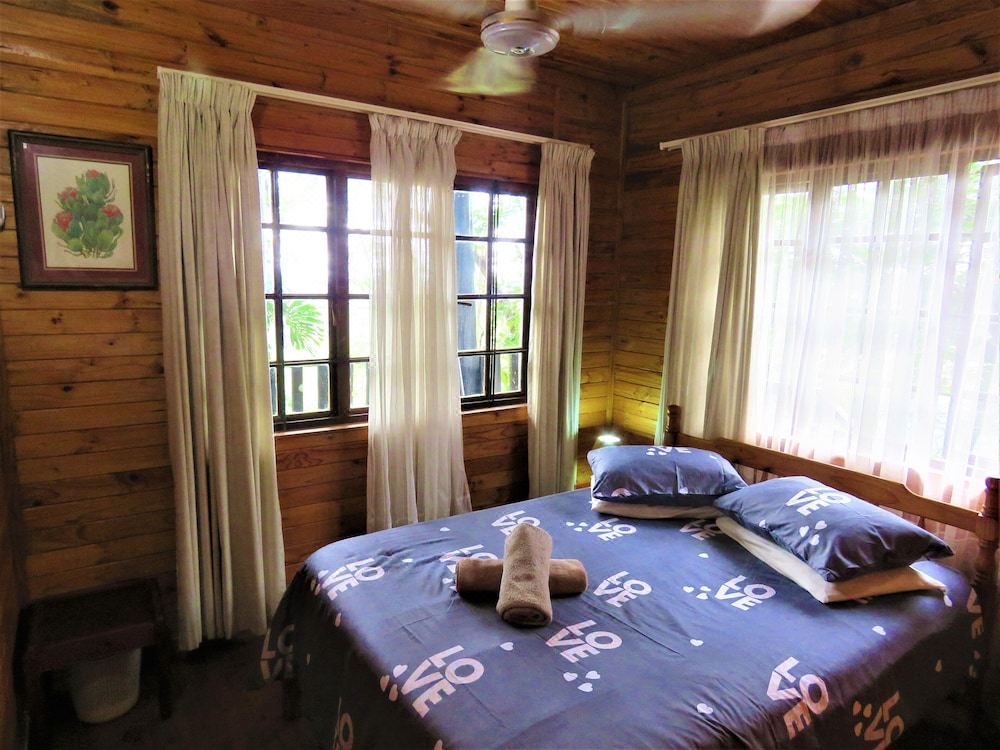 Impala Niezel Lodge & Guest House - Hazyview