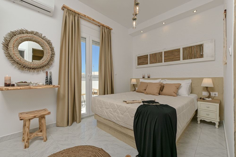 Naxian Horizon - Naxos