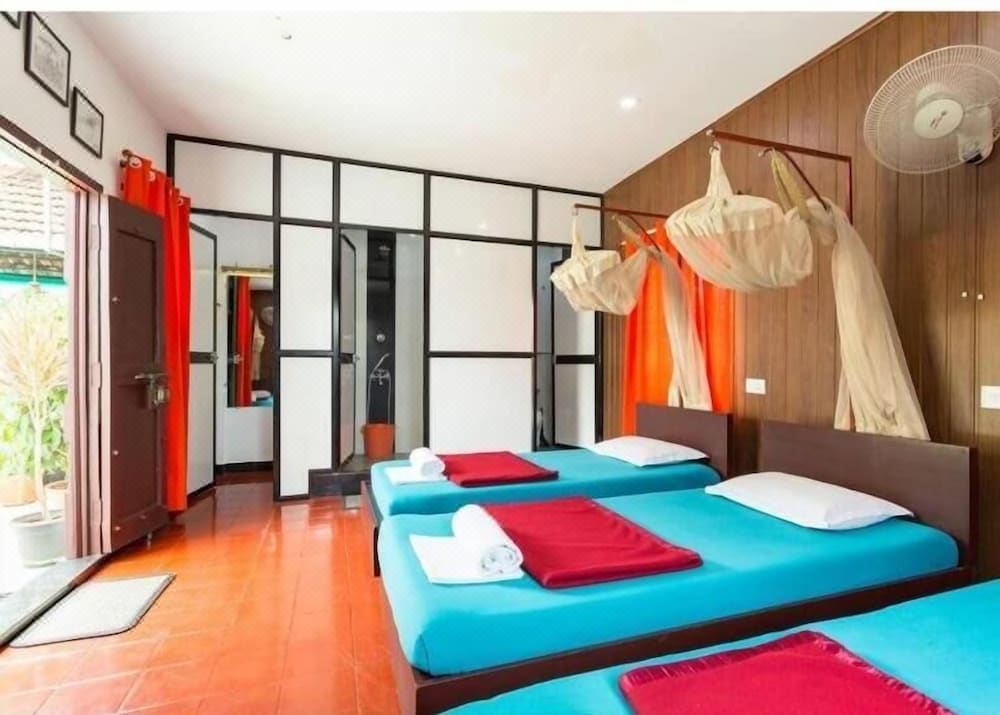 Reds Residency - Homestay - Kochi