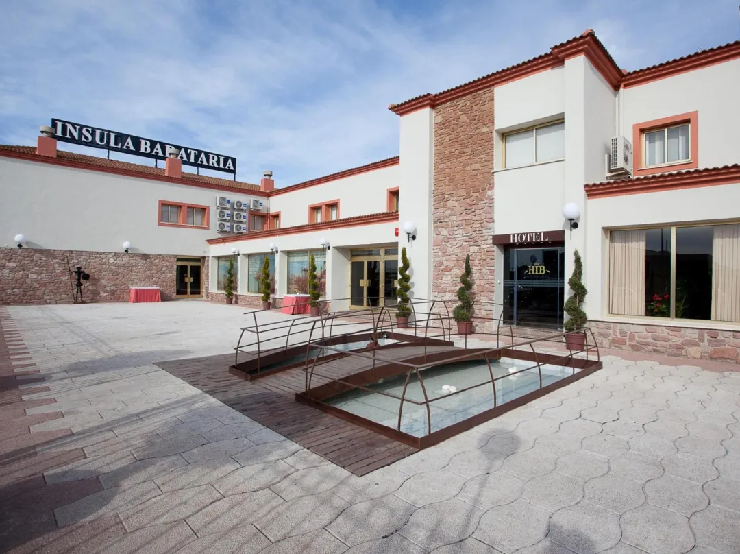 Hotel ÍNsula Barataria Grupo Pedro Del San - Alcázar de San Juan