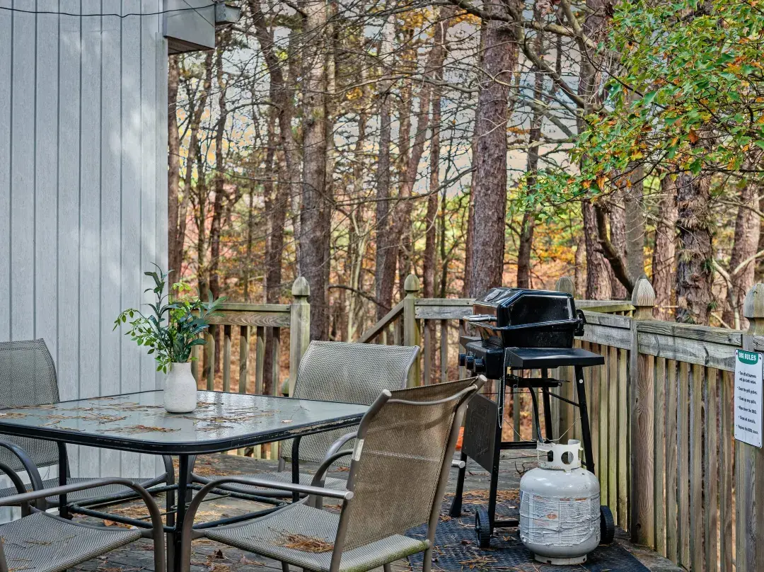 Charming Lake Escape With Dock And Firepit - Relaxing Poconos Retreat - Poconos, PA